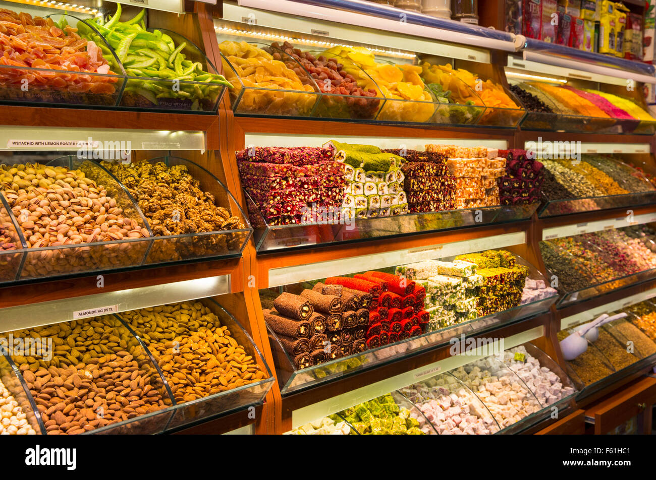 Egyptian market hi-res stock photography and images - Alamy