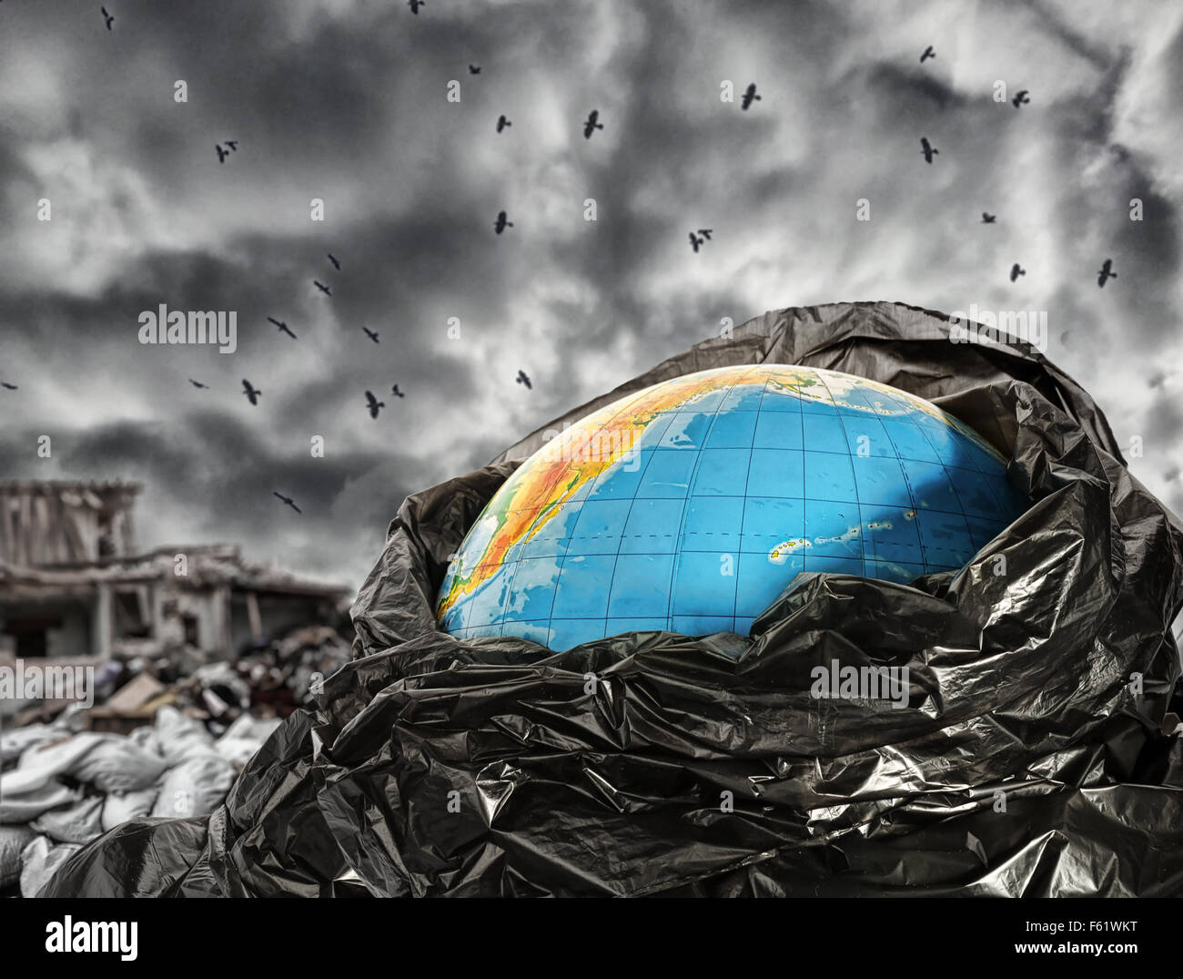 Earth globe garbage bin hi-res stock photography and images - Alamy