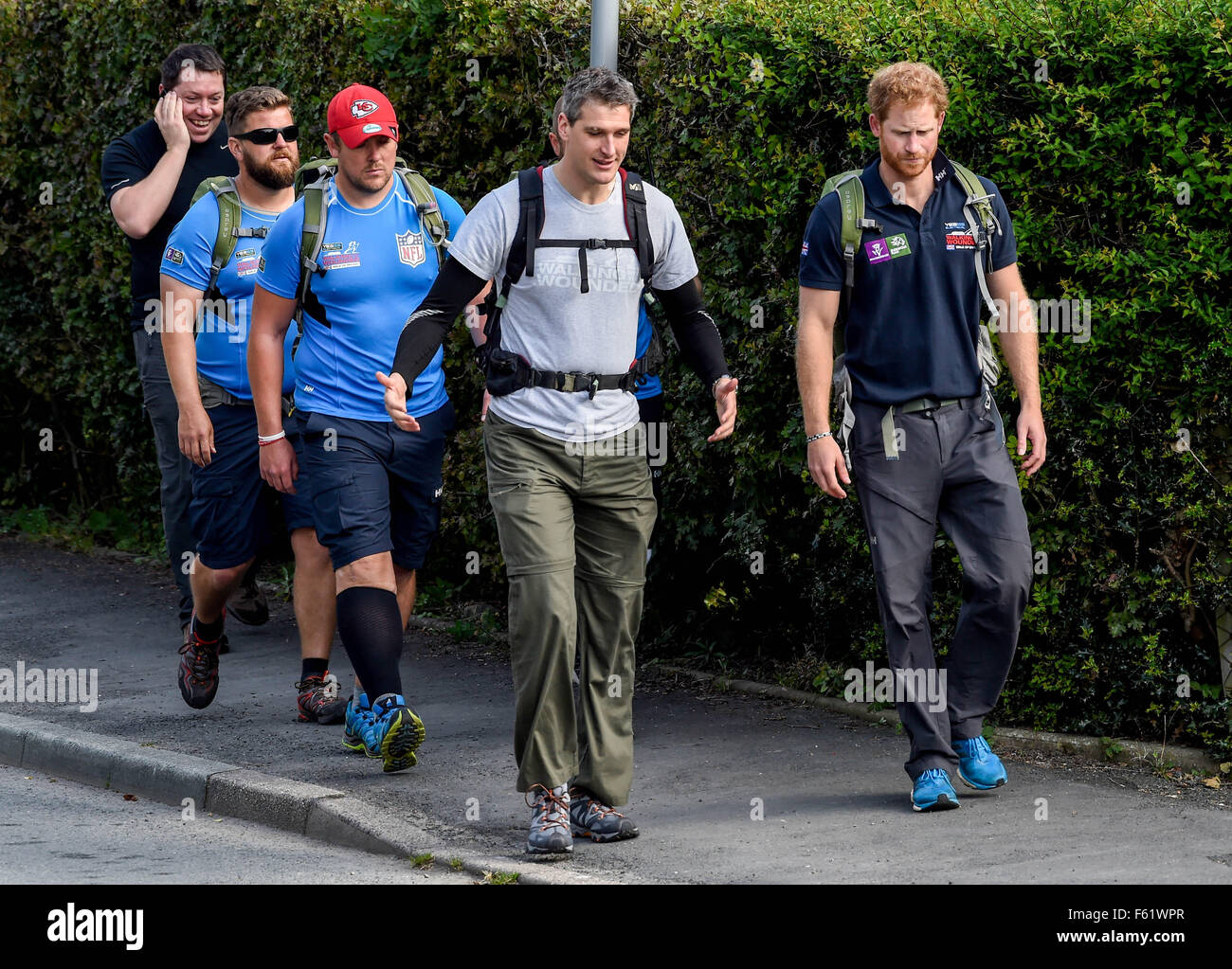Walking wounded hi-res stock photography and images - Alamy