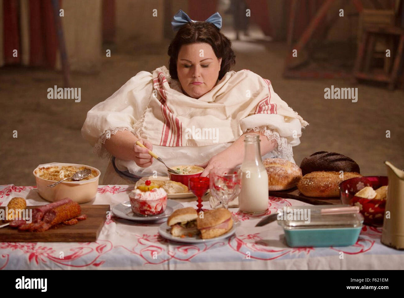 Chrissy metz american horror story hi-res stock photography and images ...