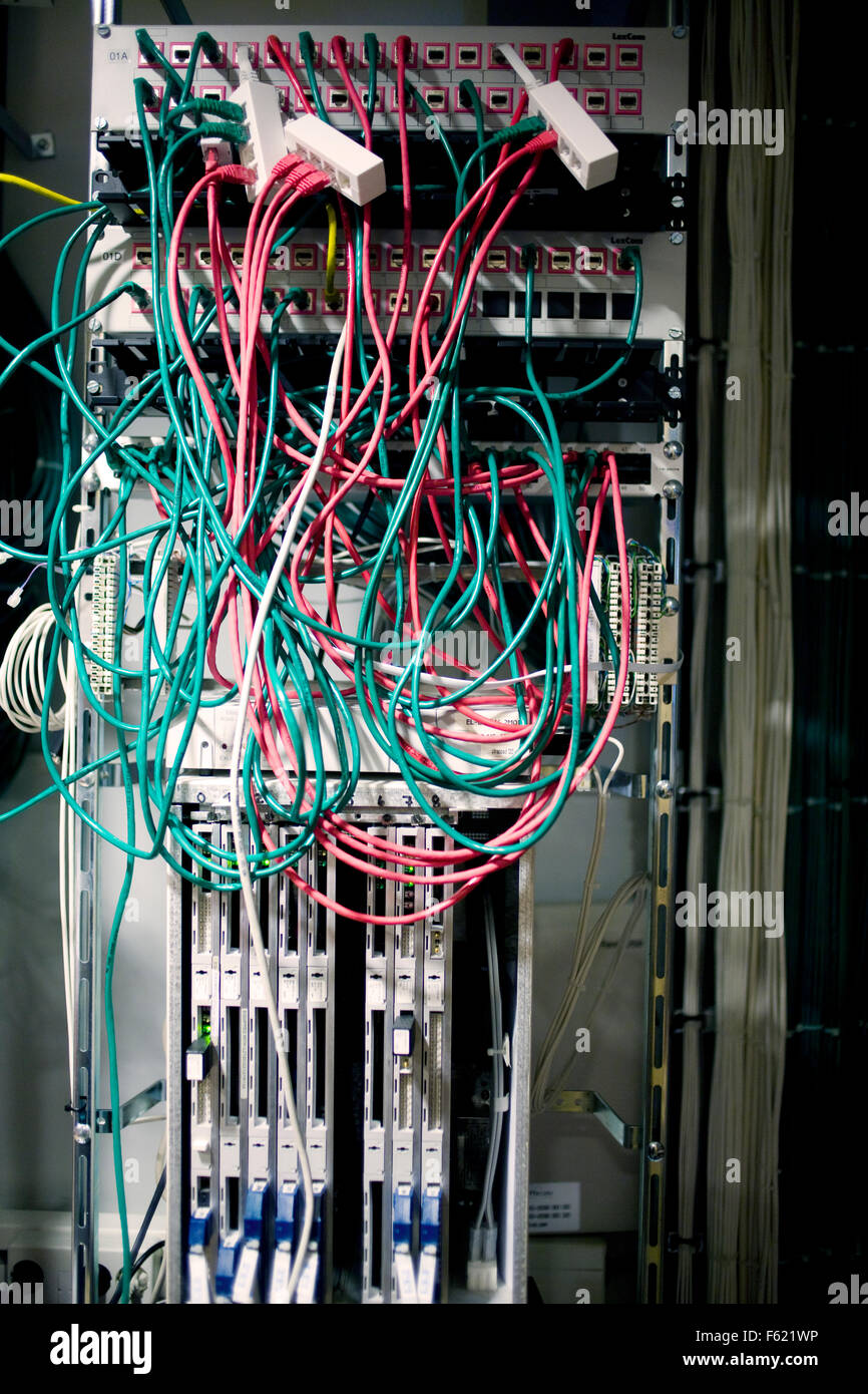 Hanging from a wire hi-res stock photography and images - Alamy