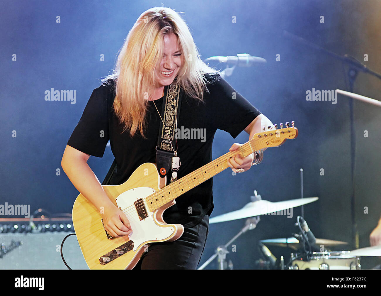 Joanne Shaw Taylor Performing at Liverpool Epstein Theatre Featuring ...