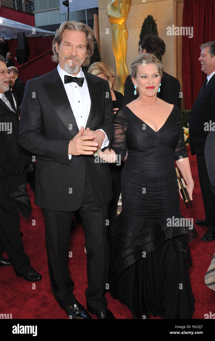 LOS ANGELES, CA - MARCH 7, 2010: Jeff Bridges & Susan Bridges at the ...