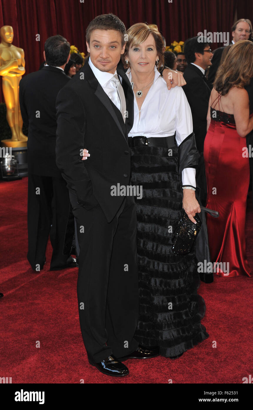 LOS ANGELES, CA - MARCH 7, 2010: Jeremy Renner & Valerie Cearley at the ...