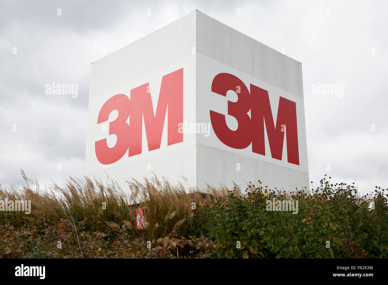 A logo sign outside of the headquarters of the 3M Company in St. Paul ...