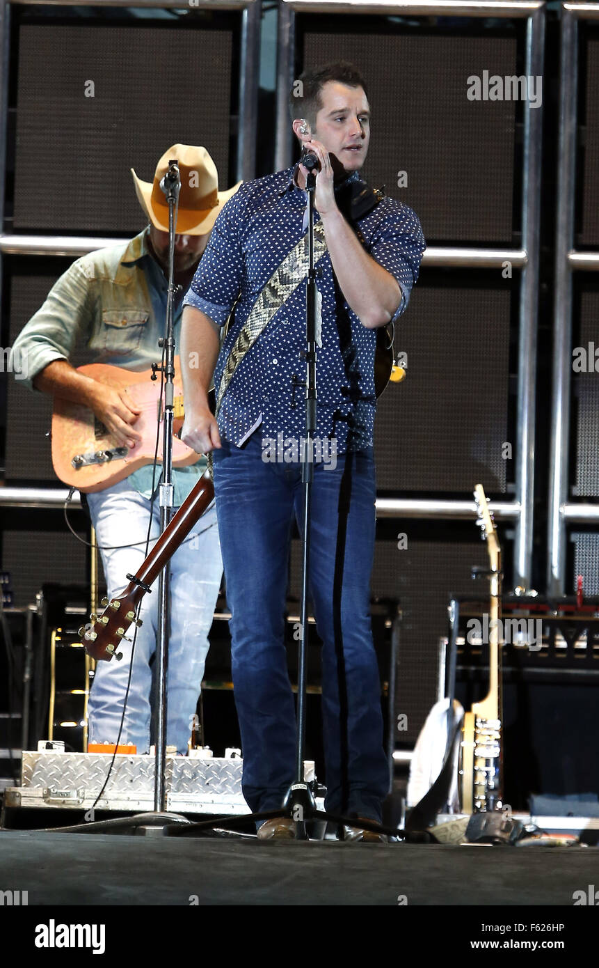 Route 91 Harvest country music festival at MGM Resorts Village - Day 1 ...