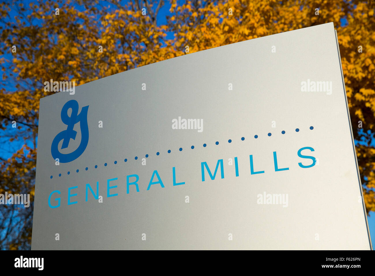 General mills headquarters hi-res stock photography and images - Alamy