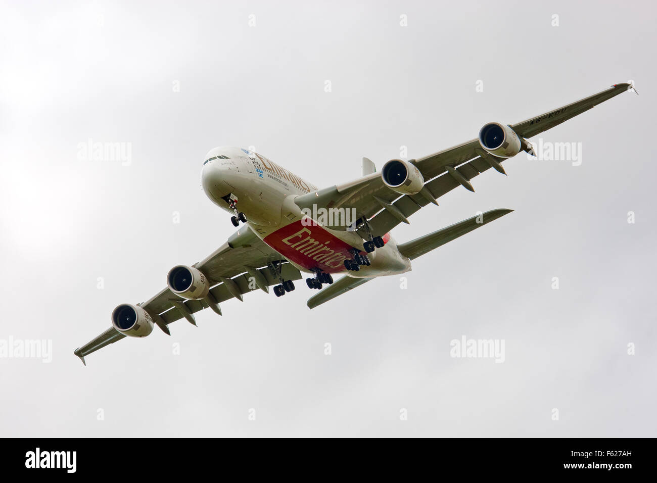 A Plane on final approach to Manchester airport Stock Photo - Alamy