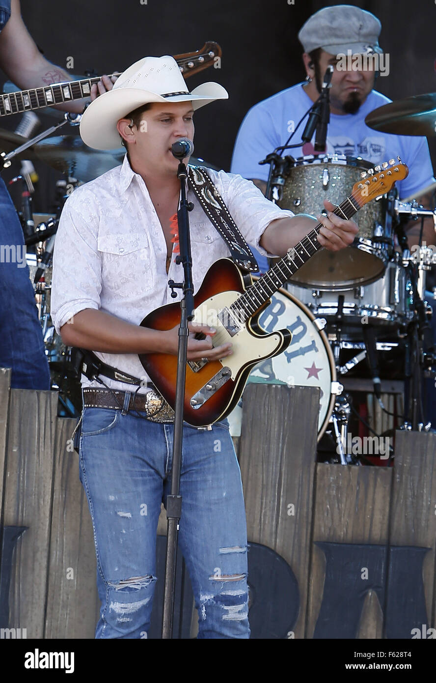 Route 91 Harvest Country Music Festival - Day 2 - Performances ...