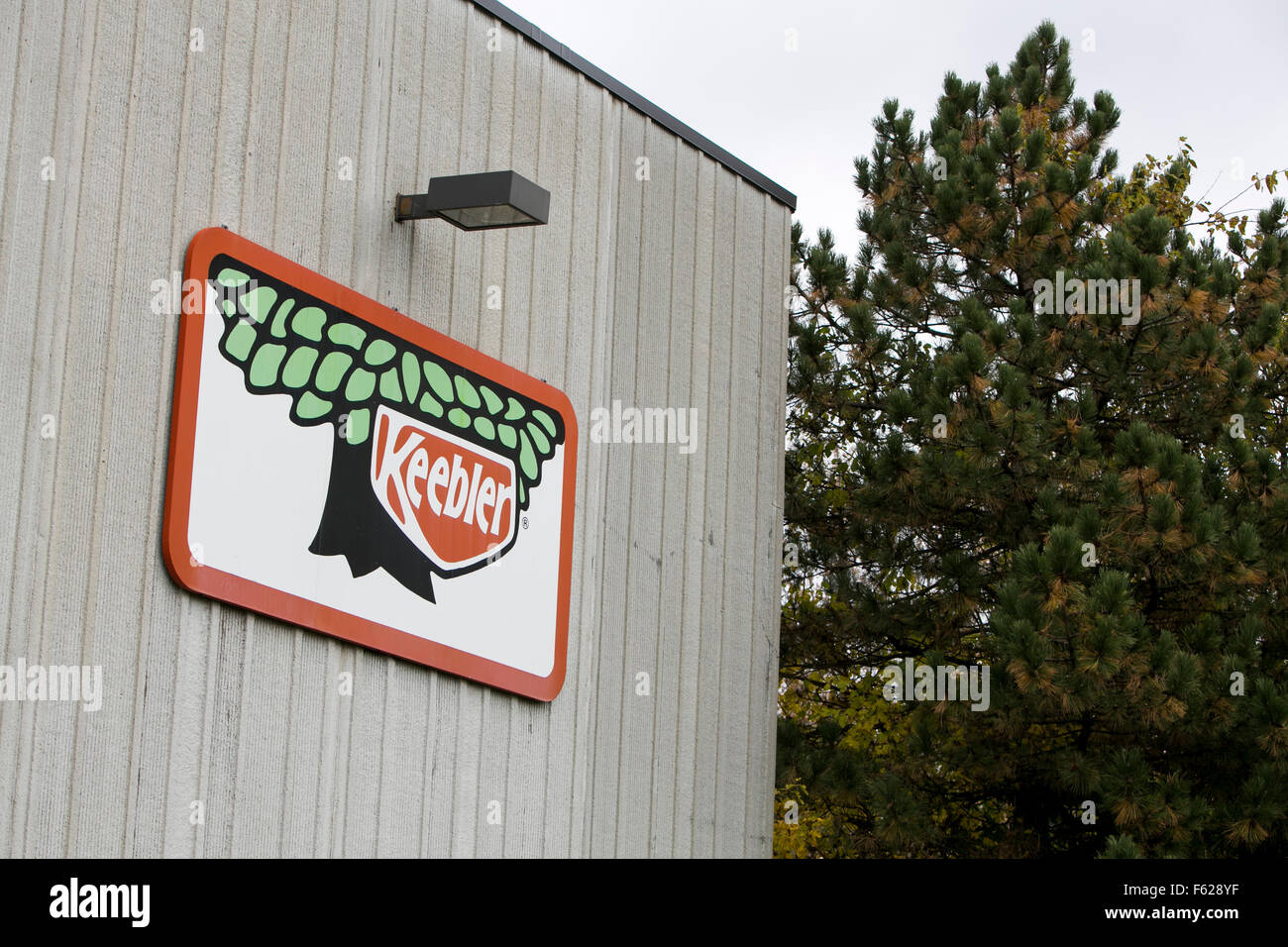 Keebler Cookies Logo