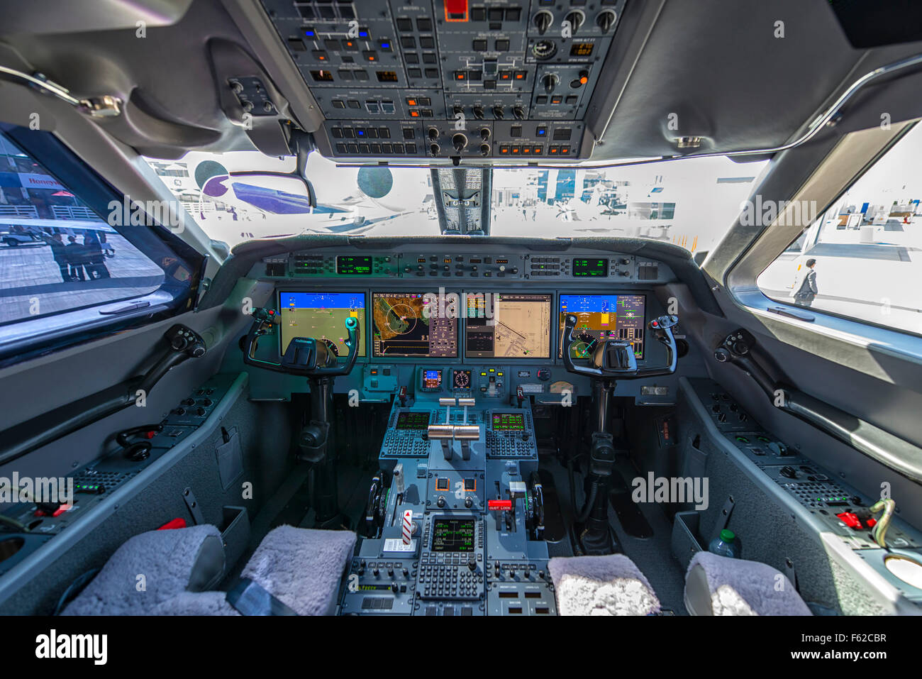 G450 Gulfstream Jet Cockpit at Dubai Air Show 2015 in Dubai, UAE Stock ...