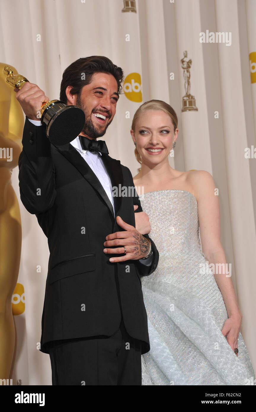 Amanda Seyfried & Ryan Bingham at the 82nd Academy Awards at the Kodak ...