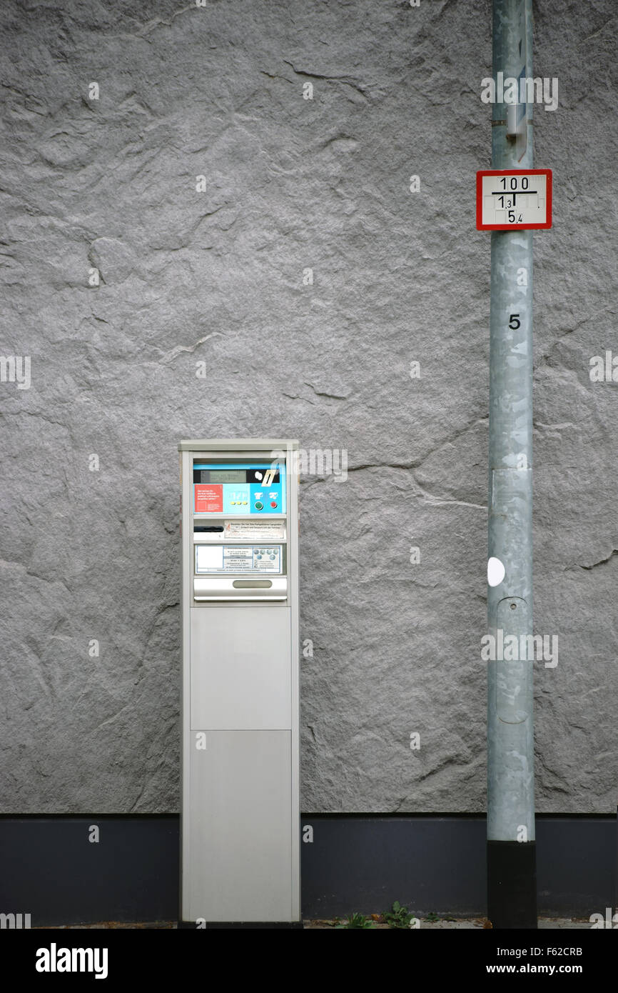 Old ticket machine hi-res stock photography and images - Alamy