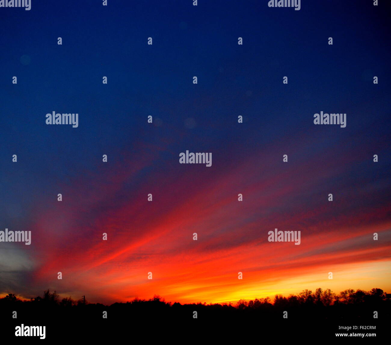 Multi colored sunset hi-res stock photography and images - Alamy
