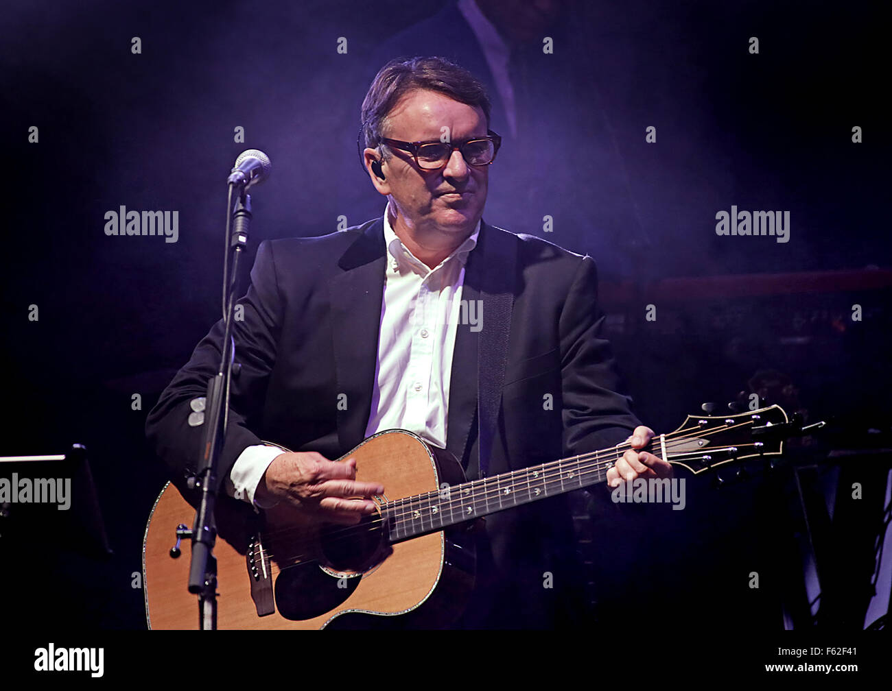 Chris difford squeeze hi-res stock photography and images - Alamy