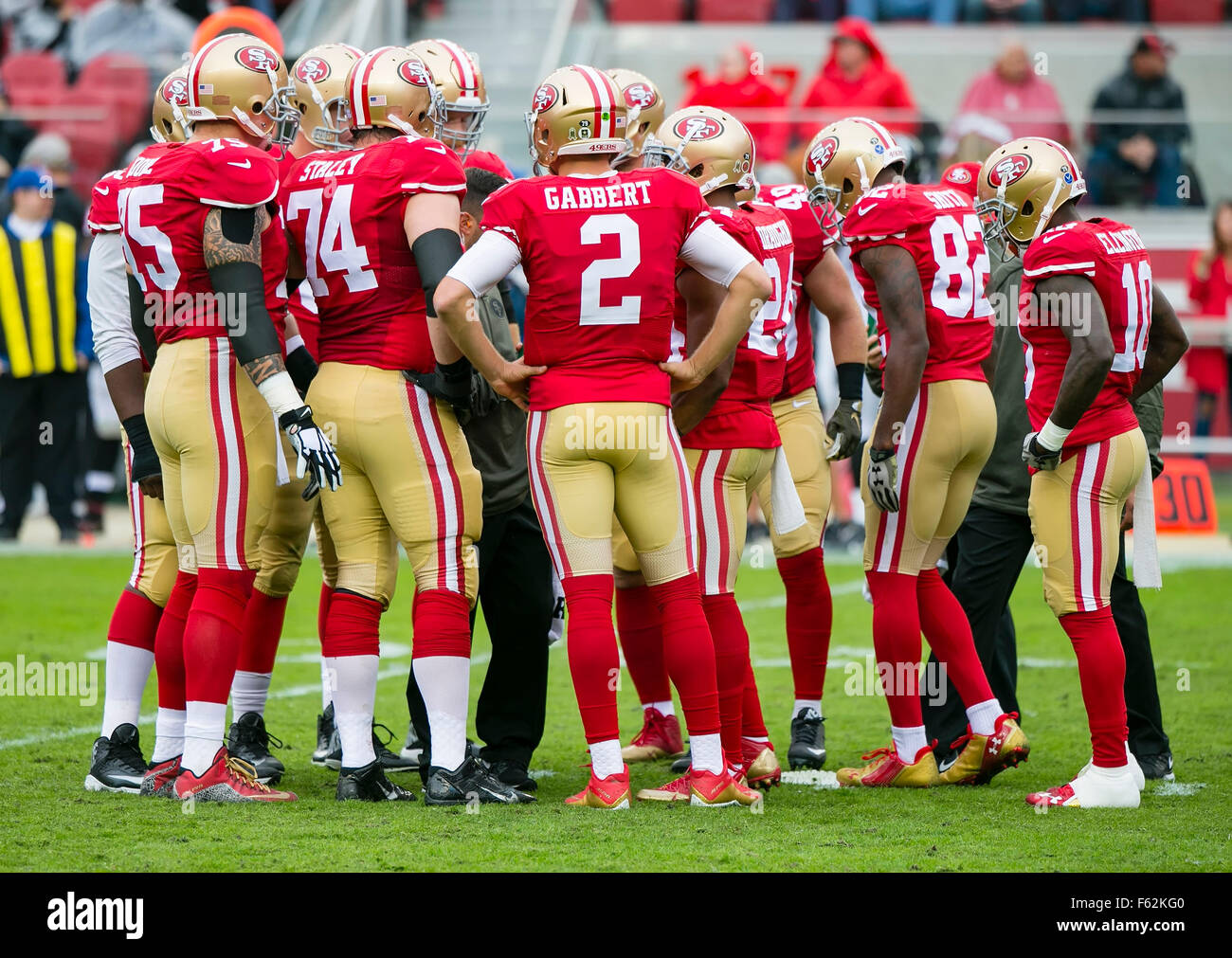 49ers Football Huddle