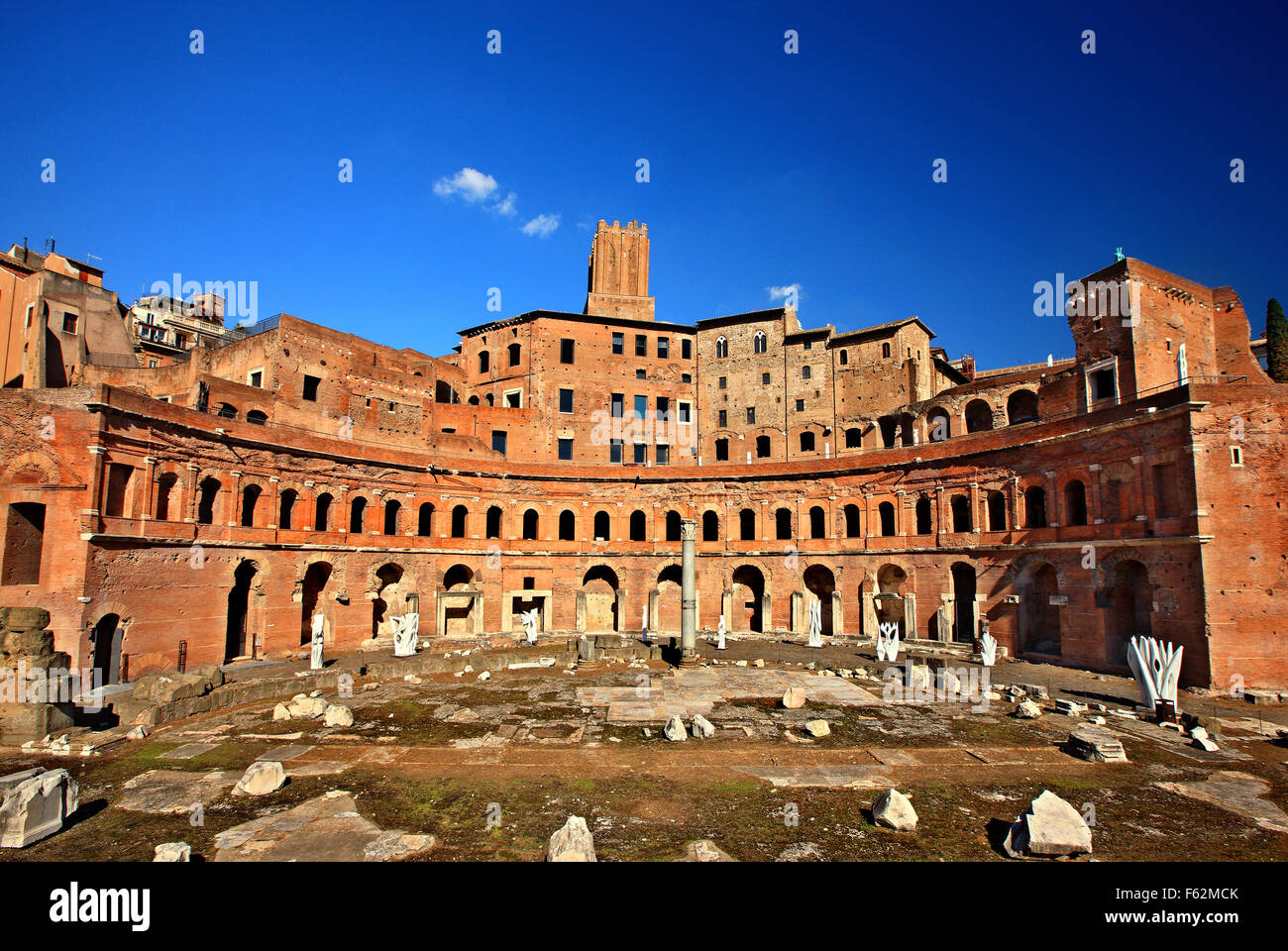 Roman architecture market hi-res stock photography and images - Alamy