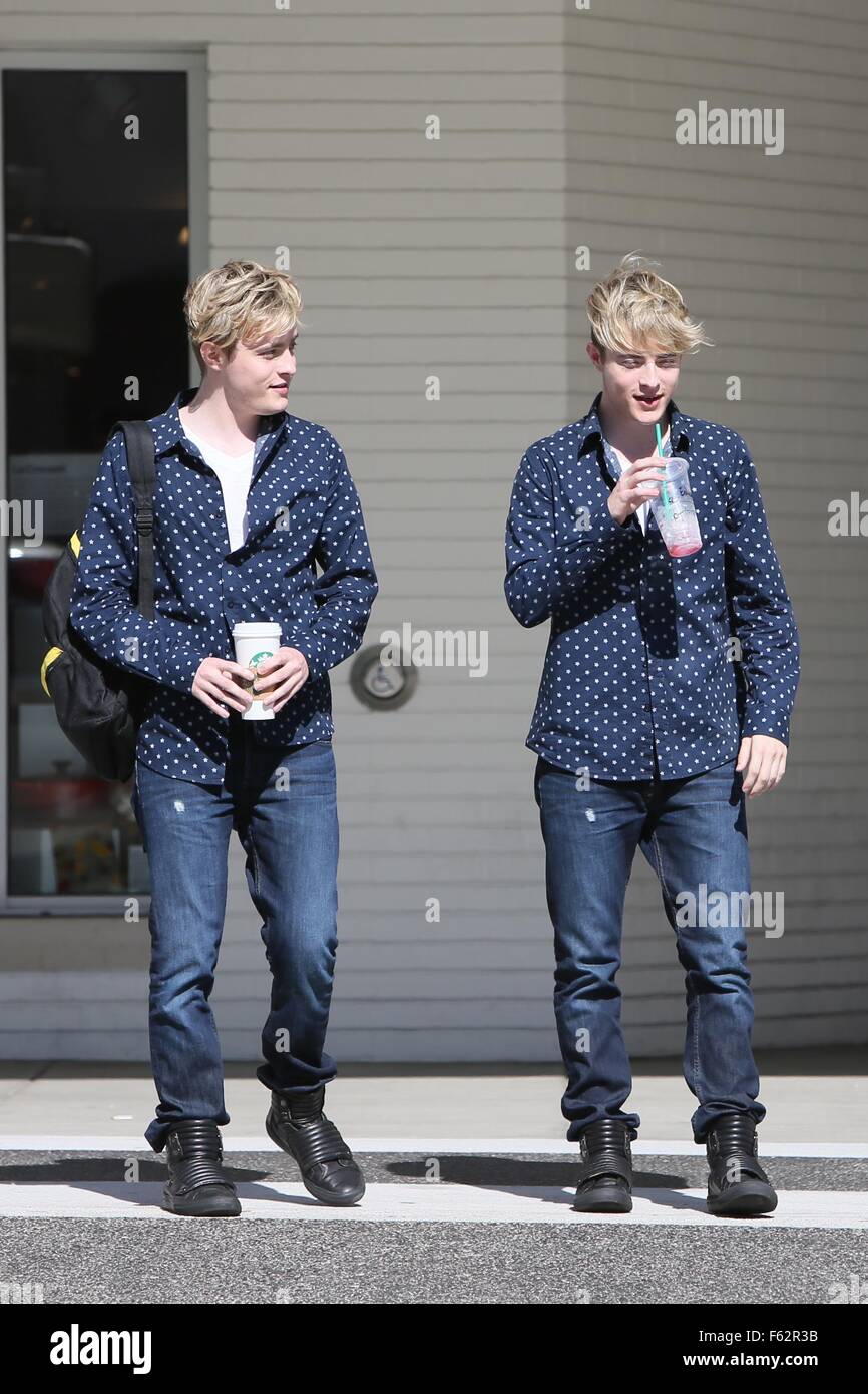 Jedward (John and Edward Grimes) spotted posing with fans at Starbucks ...