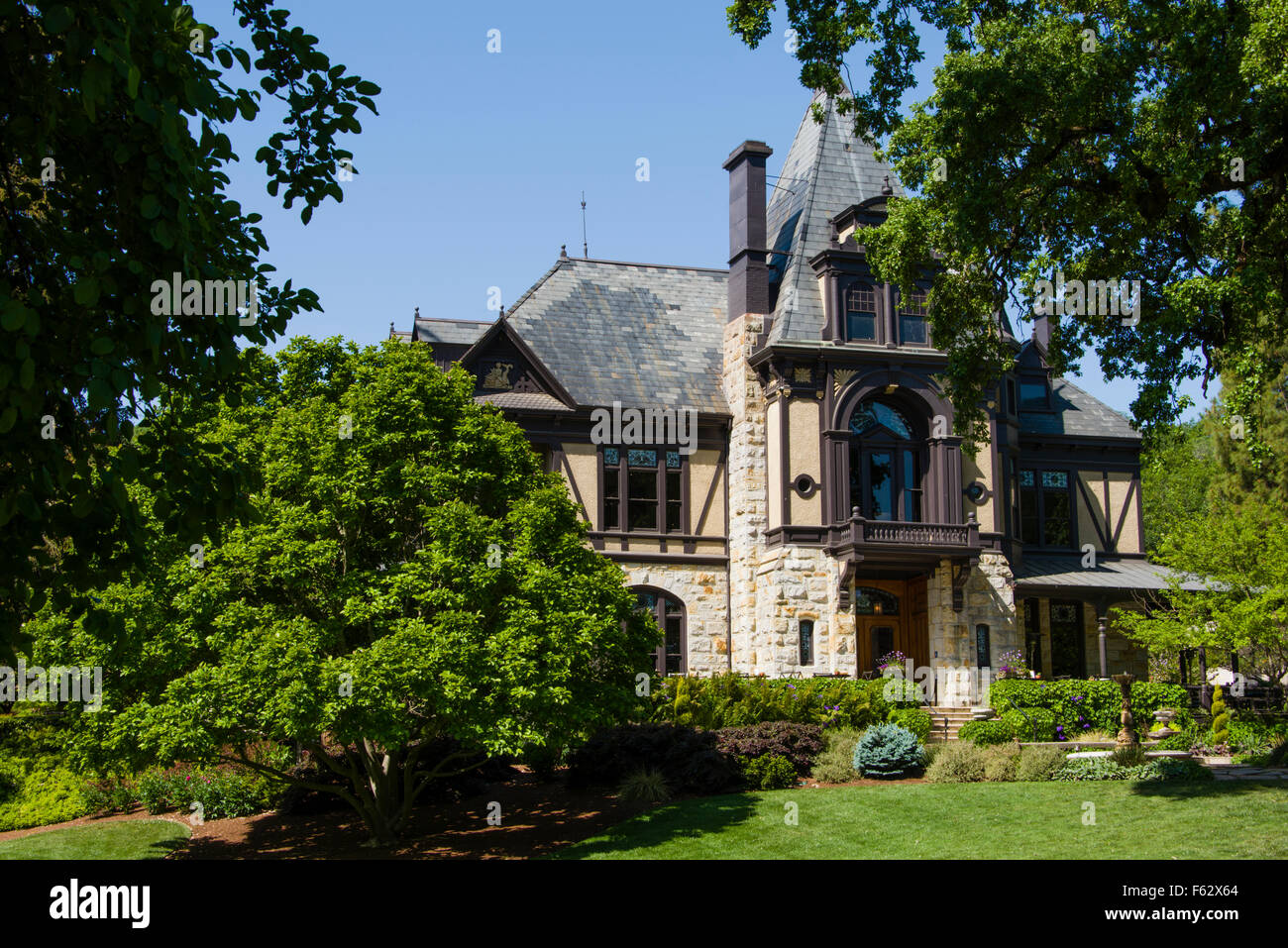 The Rhine House of the Beringer Winery, St. Helena, Napa Valley ...