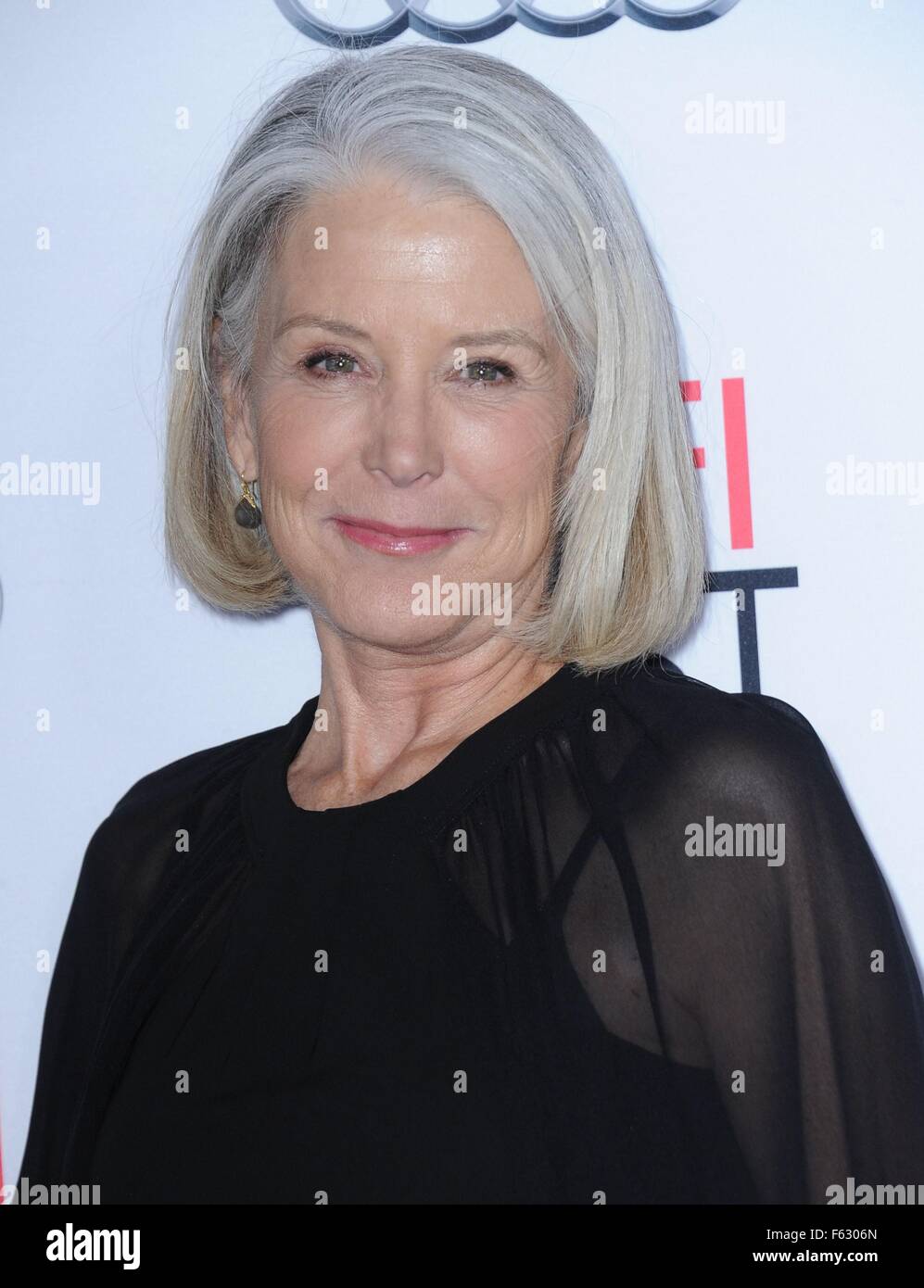 Los Angeles, CA, USA. 10th Nov, 2015. Elizabeth Cantillon at arrivals ...