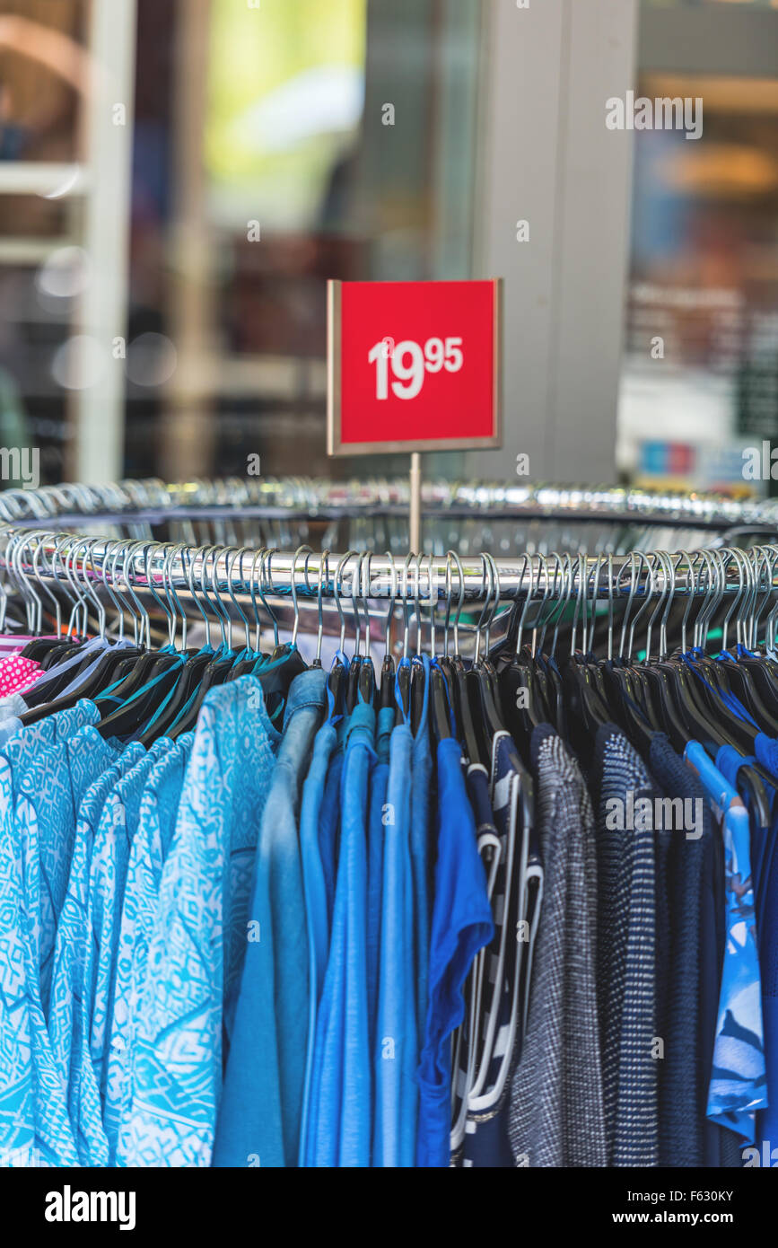 Summer apparel hi-res stock photography and images - Alamy