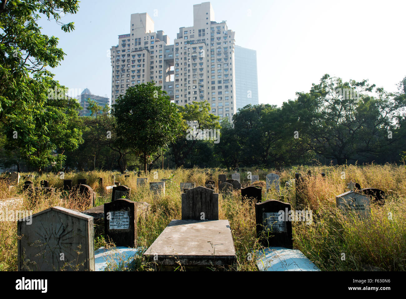 Jewish cemetery in Mumbai, India Stock Photo - Alamy