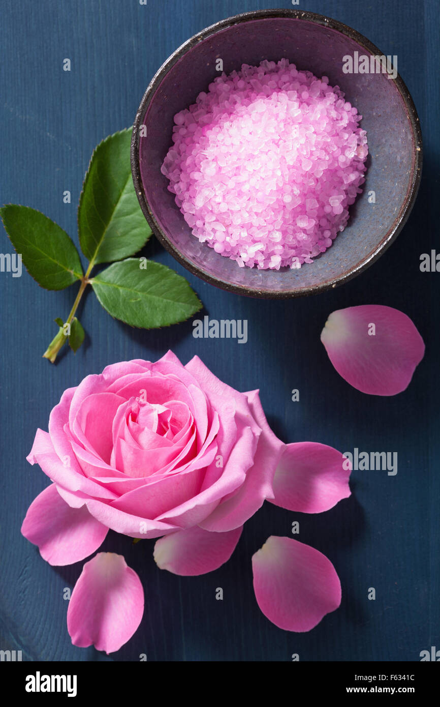 rose flower herbal salt for spa and aromatherapy Stock Photo - Alamy