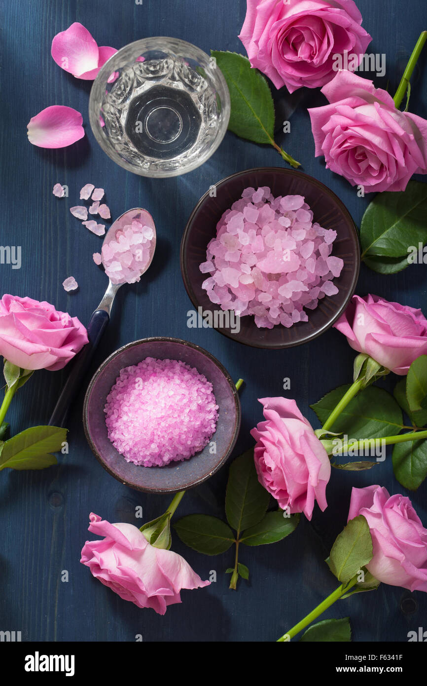 Petal aromatherapy ingredient healthy hi-res stock photography and ...
