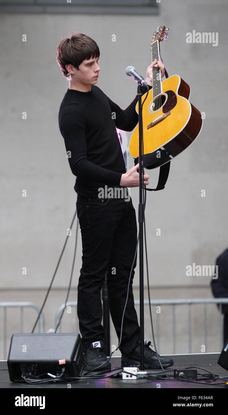 Jake bugg 2014 hi-res stock photography and images - Alamy