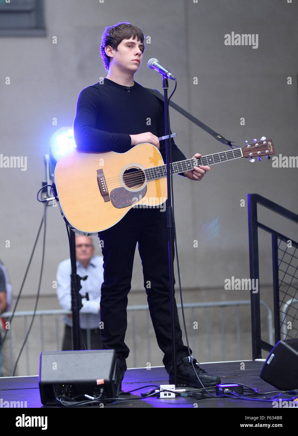 Jake Bugg outside the BBC in London, 2014 Stock Photo - Alamy