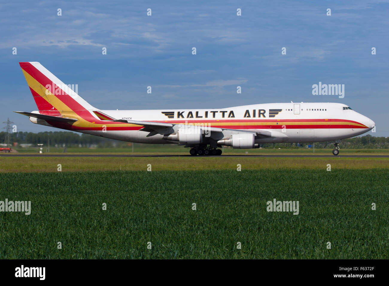 Kalitta air cargo aircraft hi-res stock photography and images - Alamy