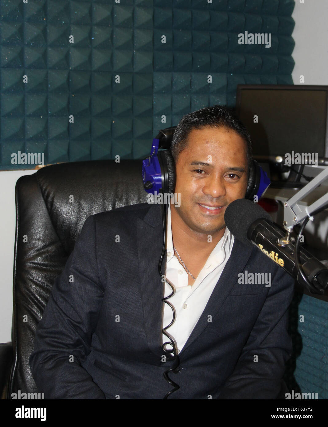 Indie100.com radio hosted by Tyrone Tann hold a live interview with special guest actor ...