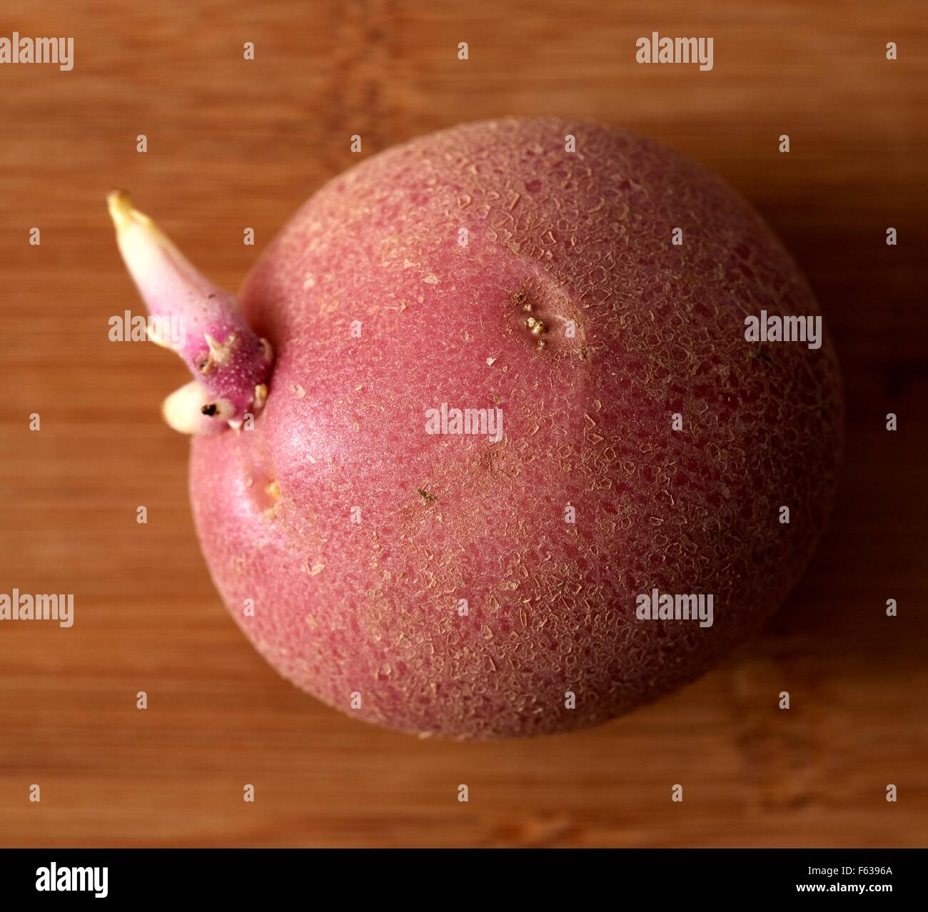 ‘all red’ potato hi-res stock photography and images - Alamy