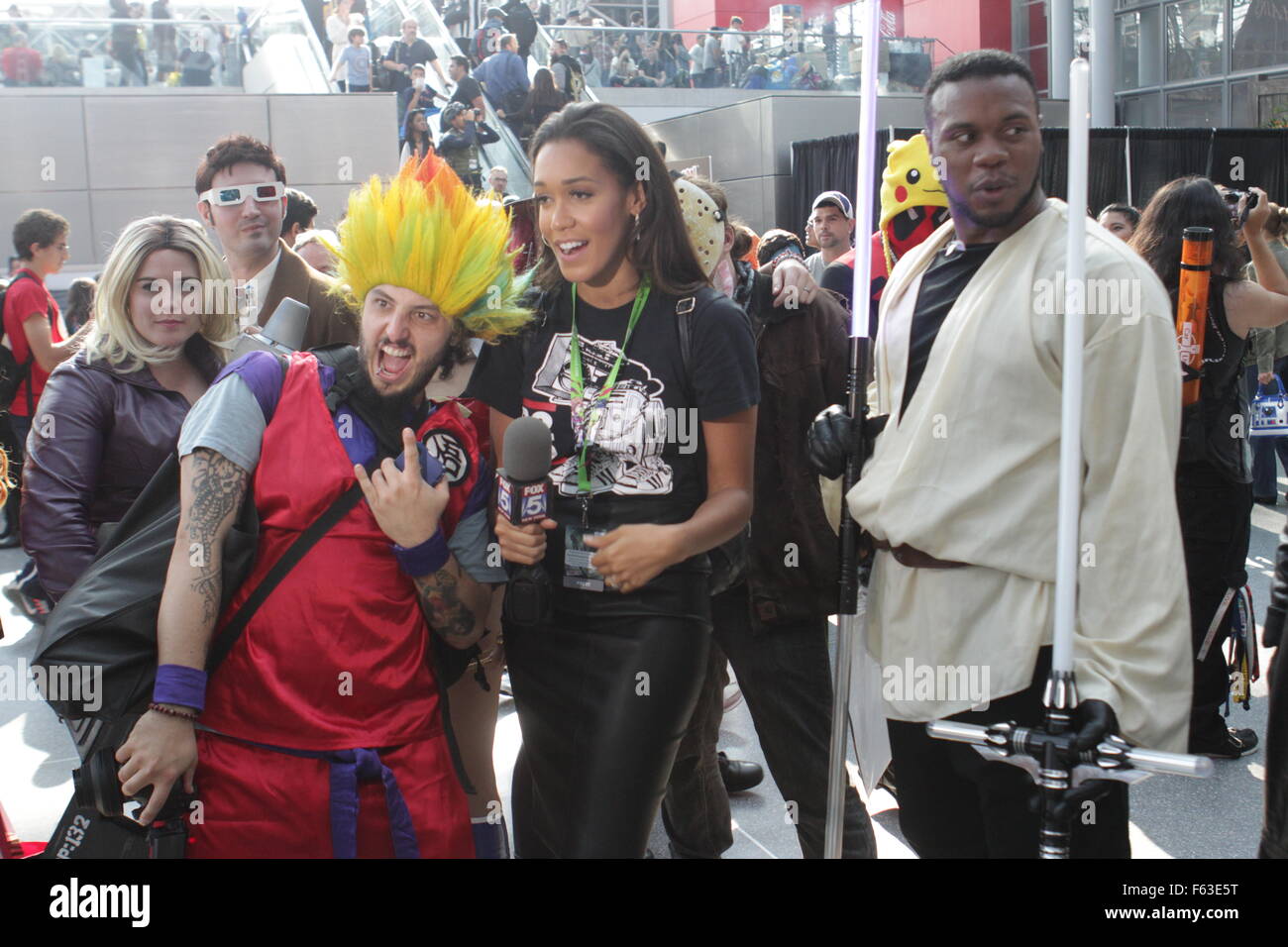 New York Comic Con 2015 - Day 1 Fans come out in crazy costumes on Day ...