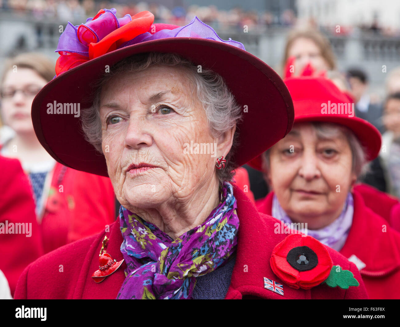 London, UK. 11th Nov, 2015. Pictured: Ladies from the Ruislip Red ...