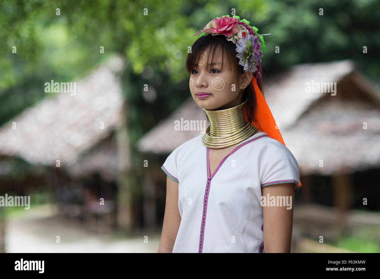 A lady from the Kayan ('long neck') hill tribe in northern Thailand ...
