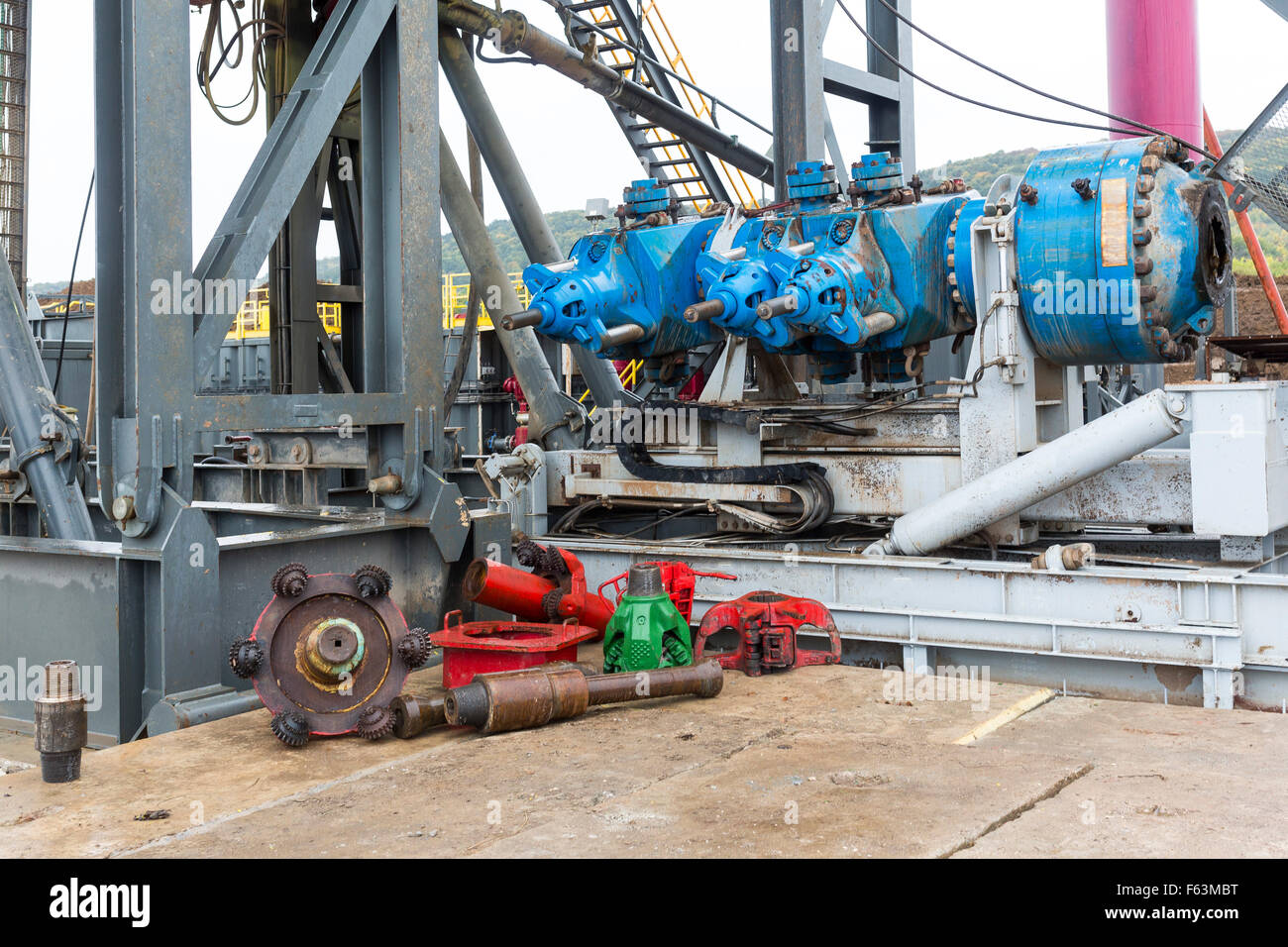 Oil drill head hi-res stock photography and images - Alamy