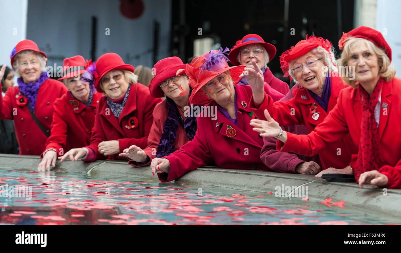 Red hatters hi-res stock photography and images - Alamy