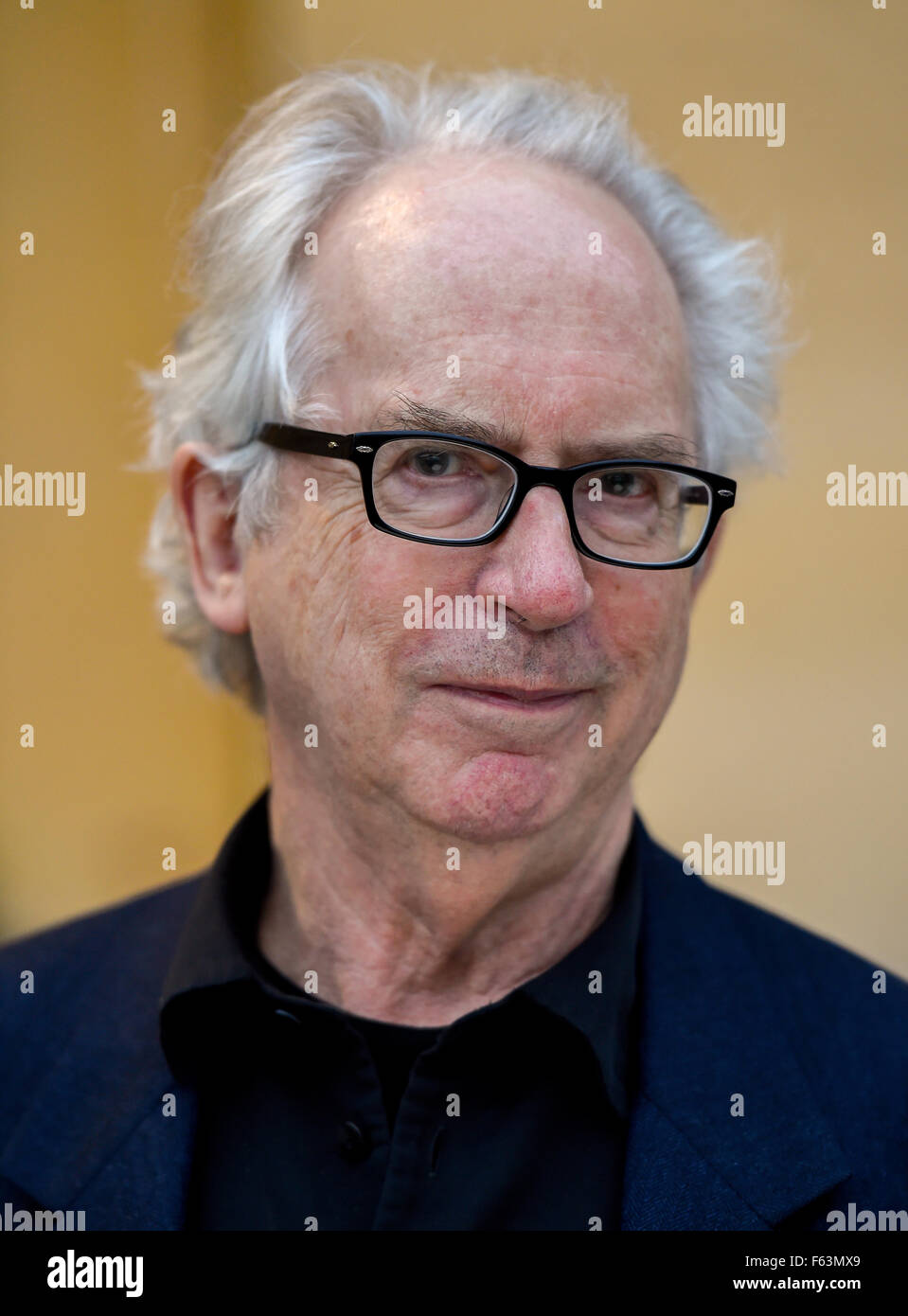 Peter carey author hi-res stock photography and images - Alamy