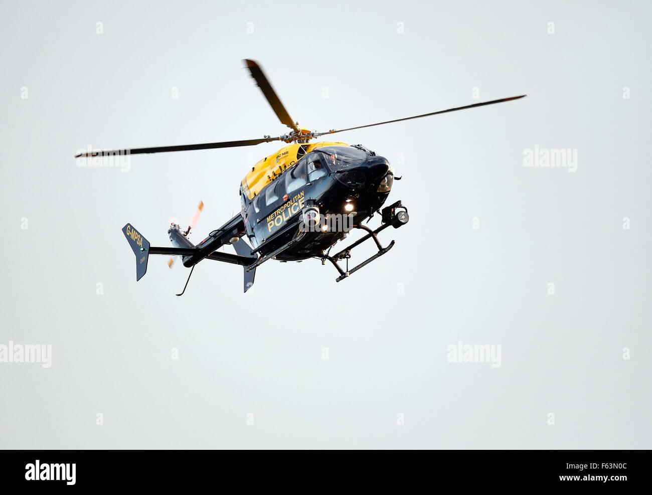 London met police helicopter hi-res stock photography and images - Alamy