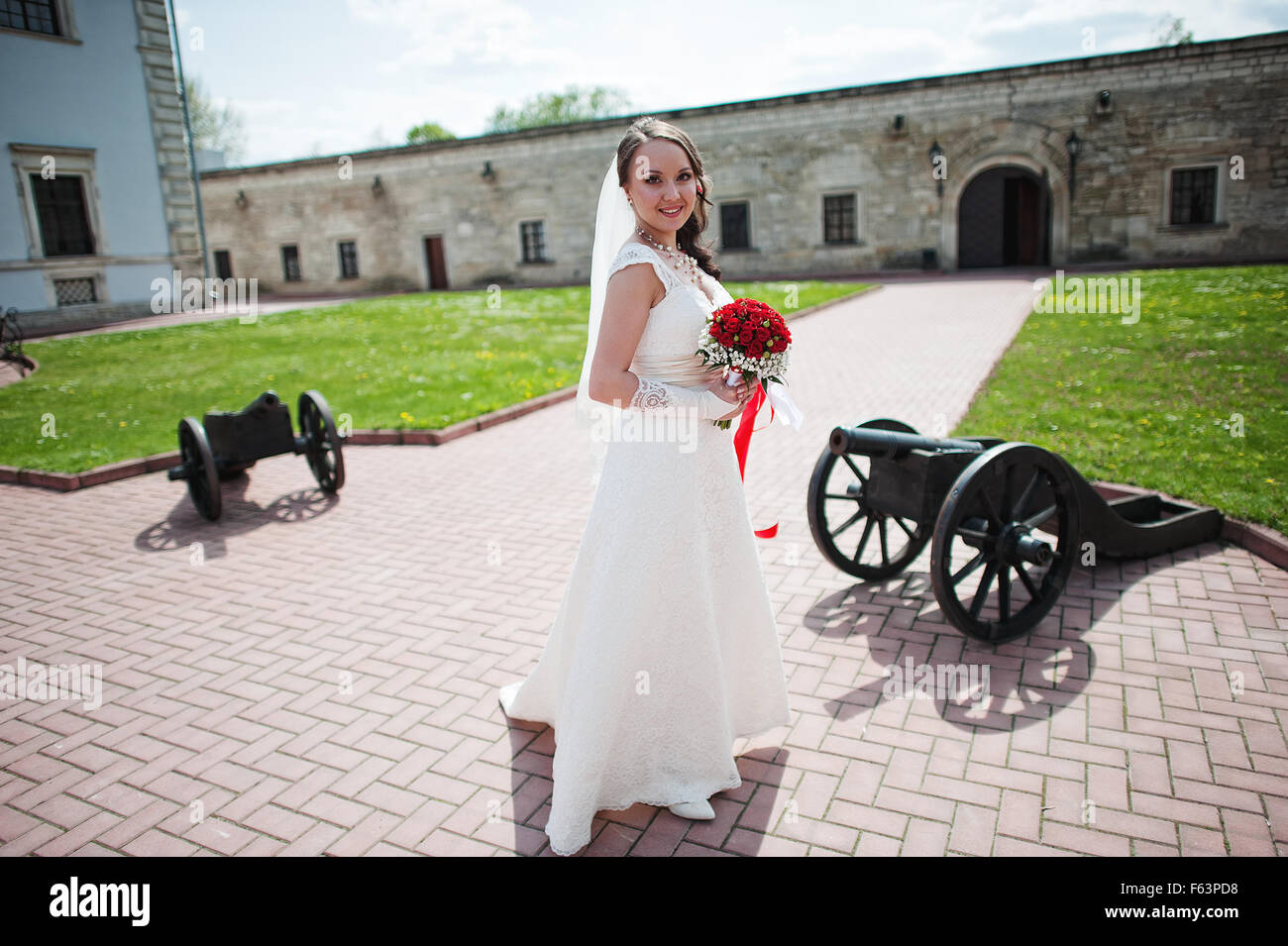 Bride gun hi-res stock photography and images - Alamy