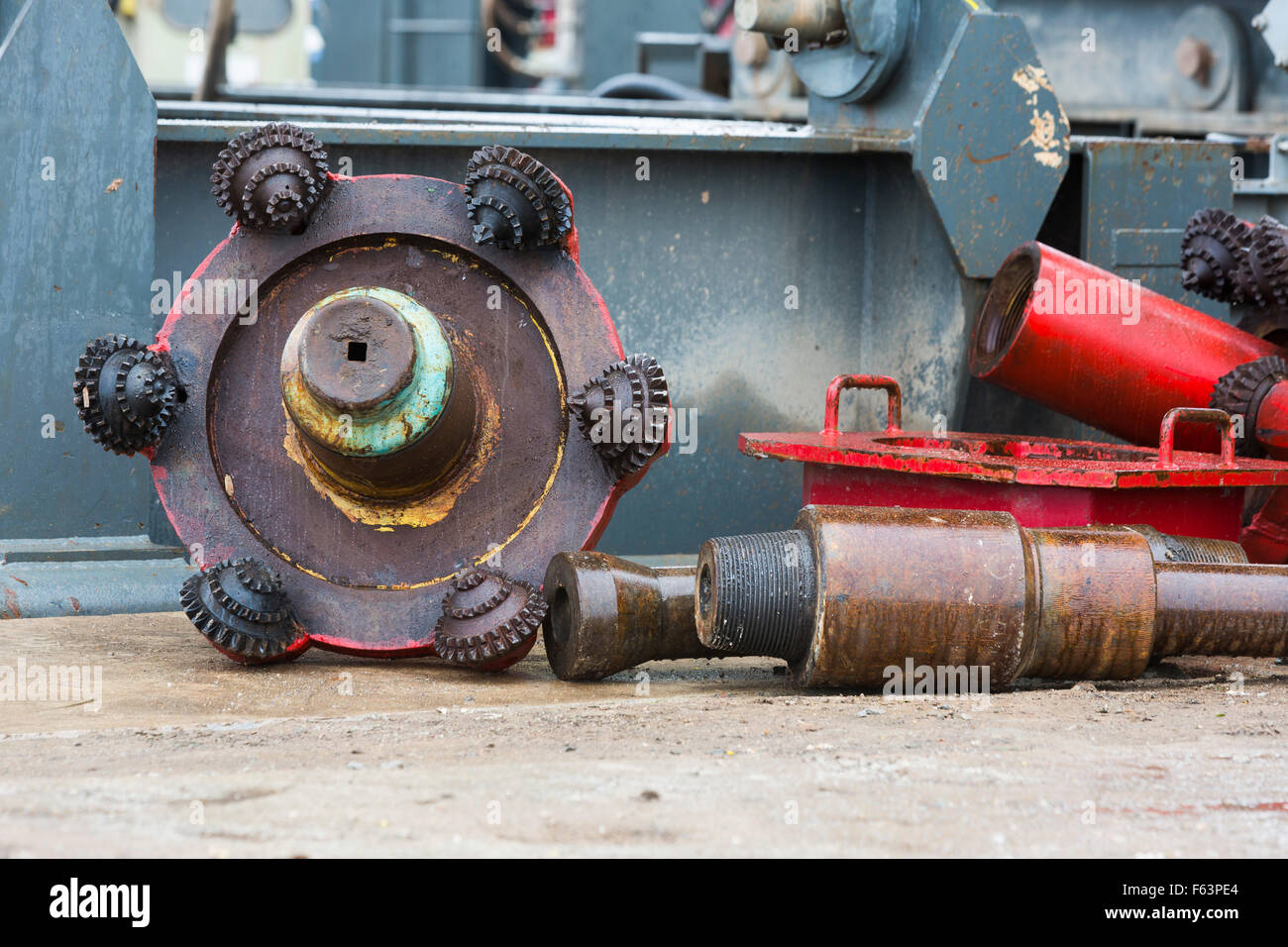 Oil drill head hi-res stock photography and images - Alamy