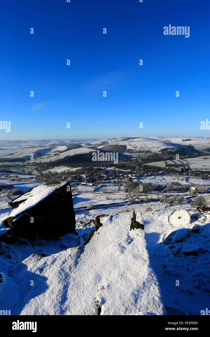 January, winter snow view over Curbar Edge; Derbyshire County; Peak ...
