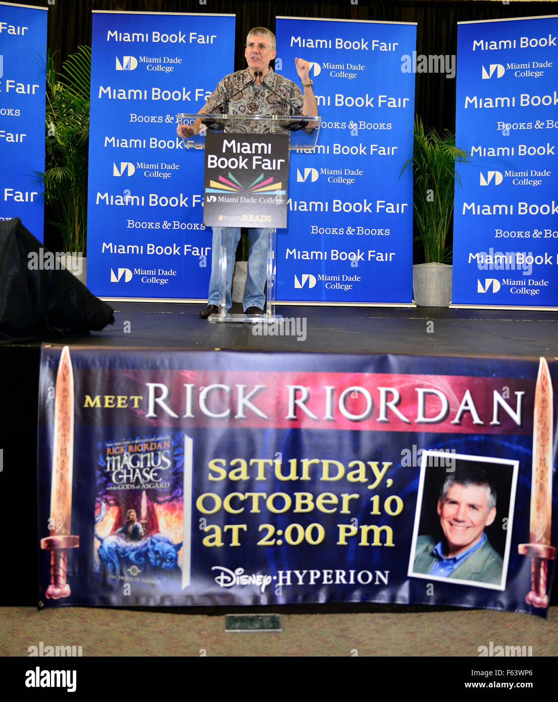 Rick Riordan speaks at Miami Dade College about his new book 'Magnus ...