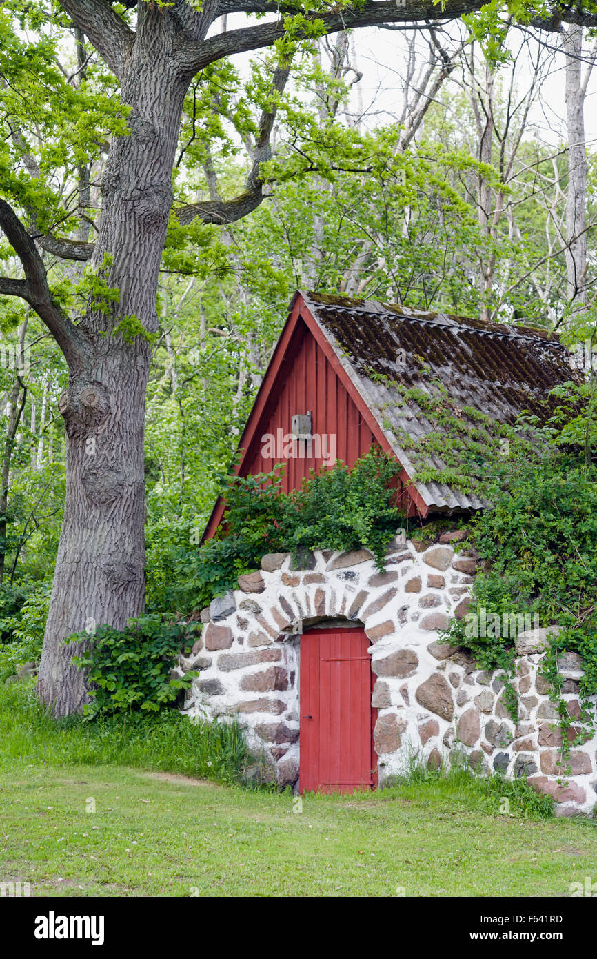 Earth Cellar High Resolution Stock Photography and Images - Alamy