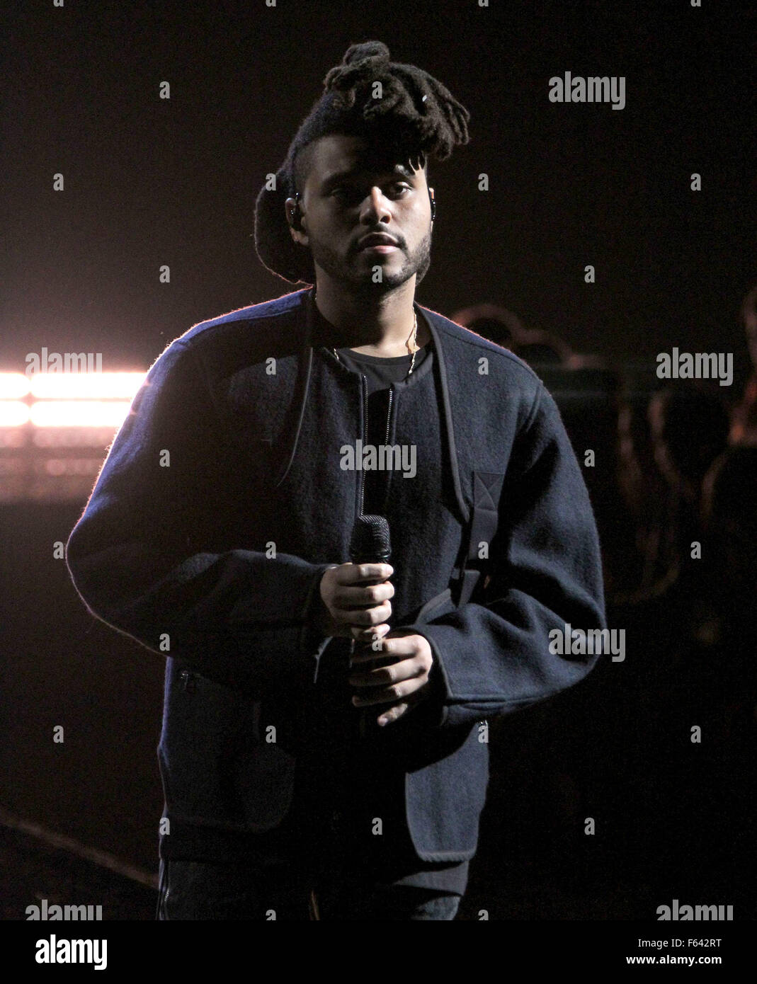 New York, New York, USA. 10th Nov, 2015. Singer THE WEEKND performs on ...