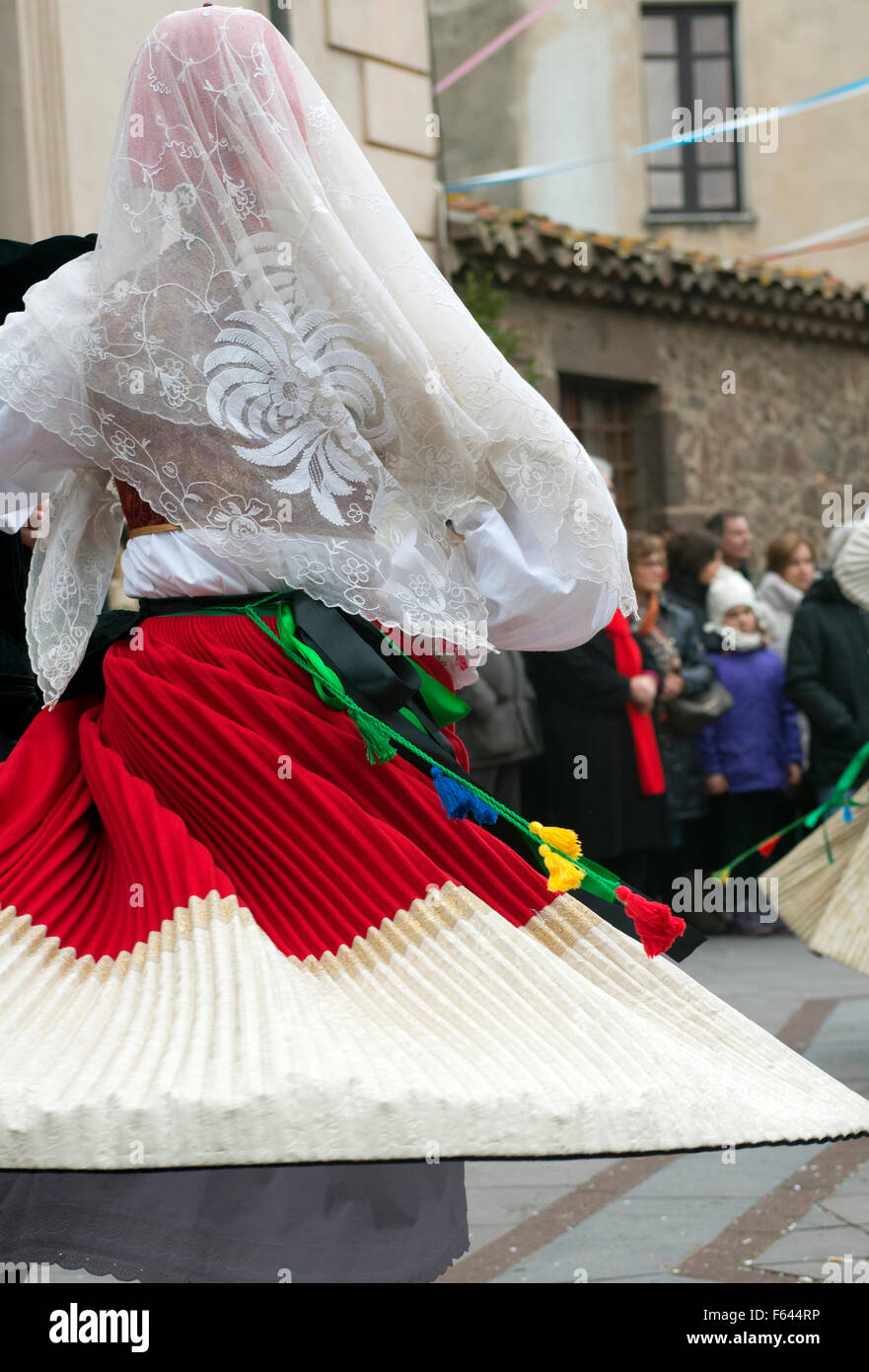 Women sardinian traditional dress hi-res stock photography and images ...