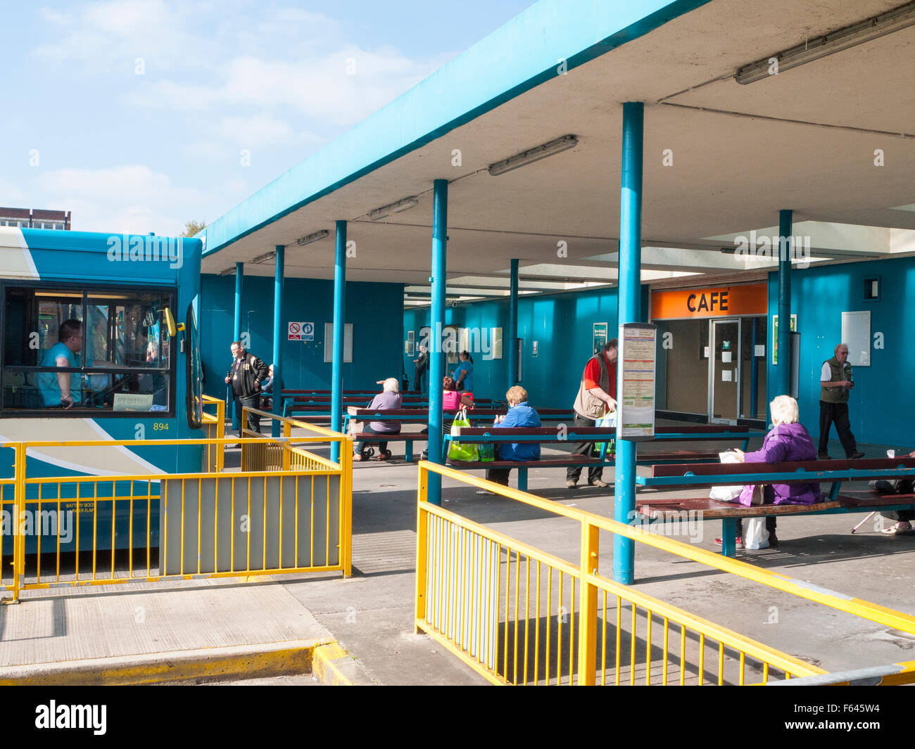 Crewe bus station hi-res stock photography and images - Alamy