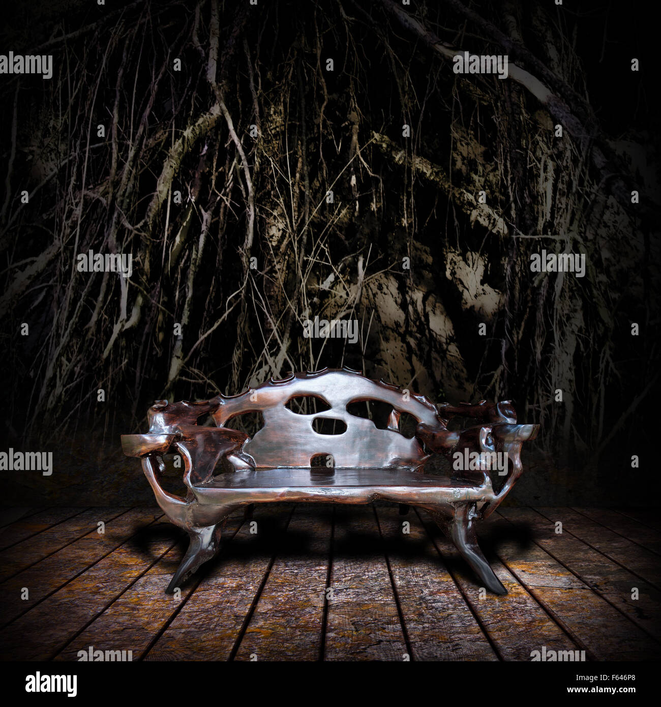 Wooden throne hi-res stock photography and images - Alamy