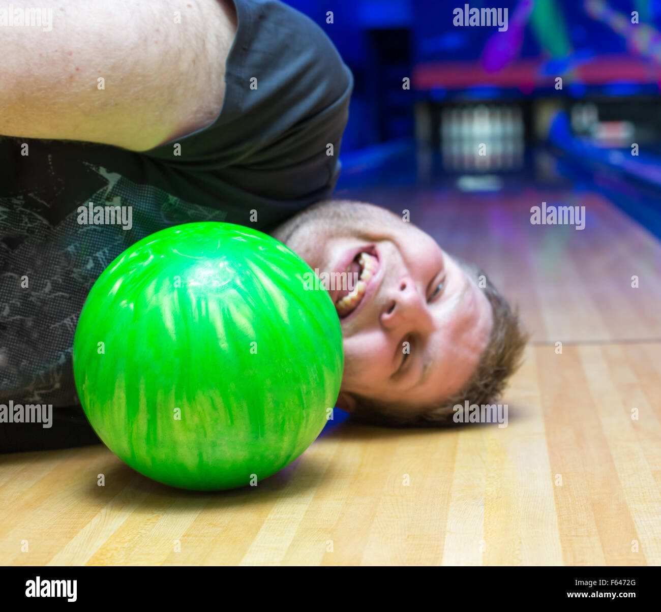 Man with the blockhead hi-res stock photography and images - Alamy